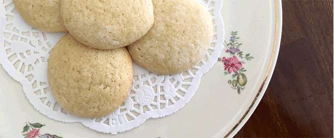 Old-Fashioned Southern Easter Tea Cakes | Blog